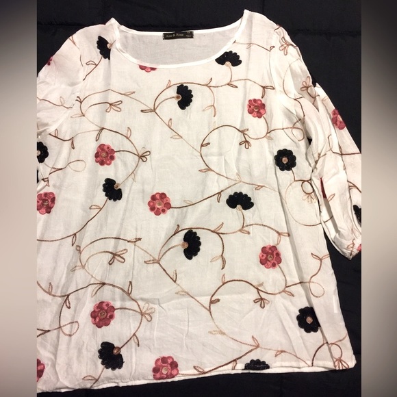Ana & Rose | Tops | Womens Ana Rose Floral Print Whiteredblack Short ...